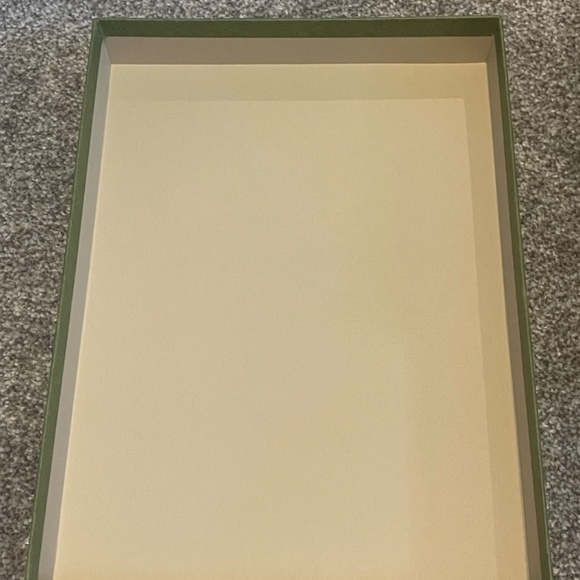 Gucci | Other | Authentic Green Gucci Shoe Box W Tissue Ribbon Dust ...